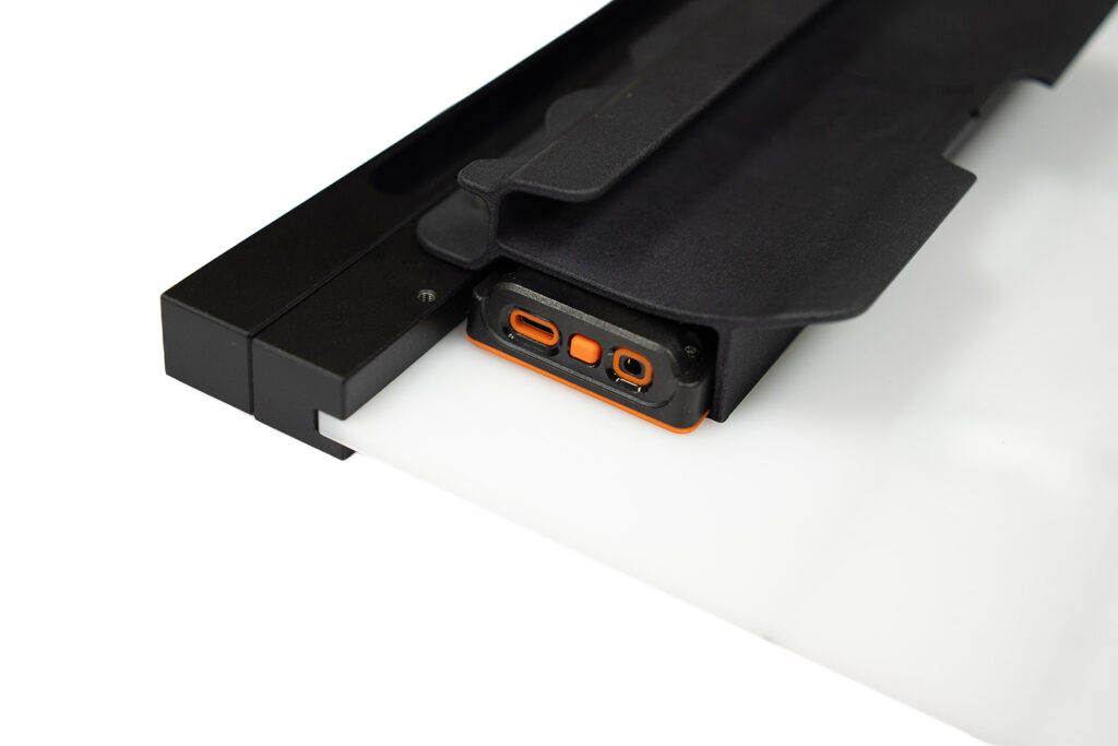 Tentacle Sync - TIMEBAR Timecode Slate