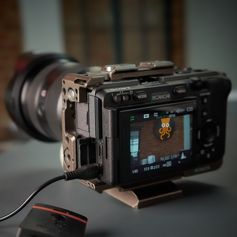 Tentacle to Micro-USB for Sony FX3 / FX30 / A7S3 / A1 - timecode cable ... Tentacle to Micro-USB for Sony FX3 / FX30 / A7S3 / A1 - timecode cable ...